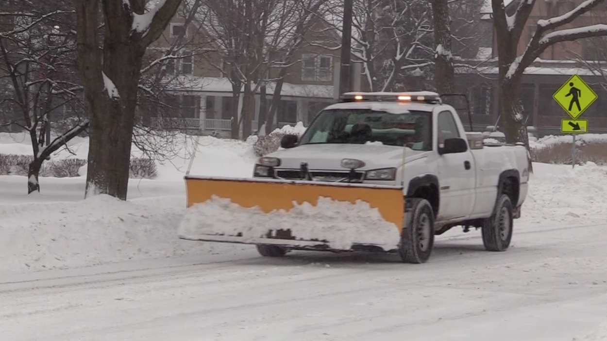 Naperville Public Works Crew Hard At Work Tackling Pre-Christmas Winter ...
