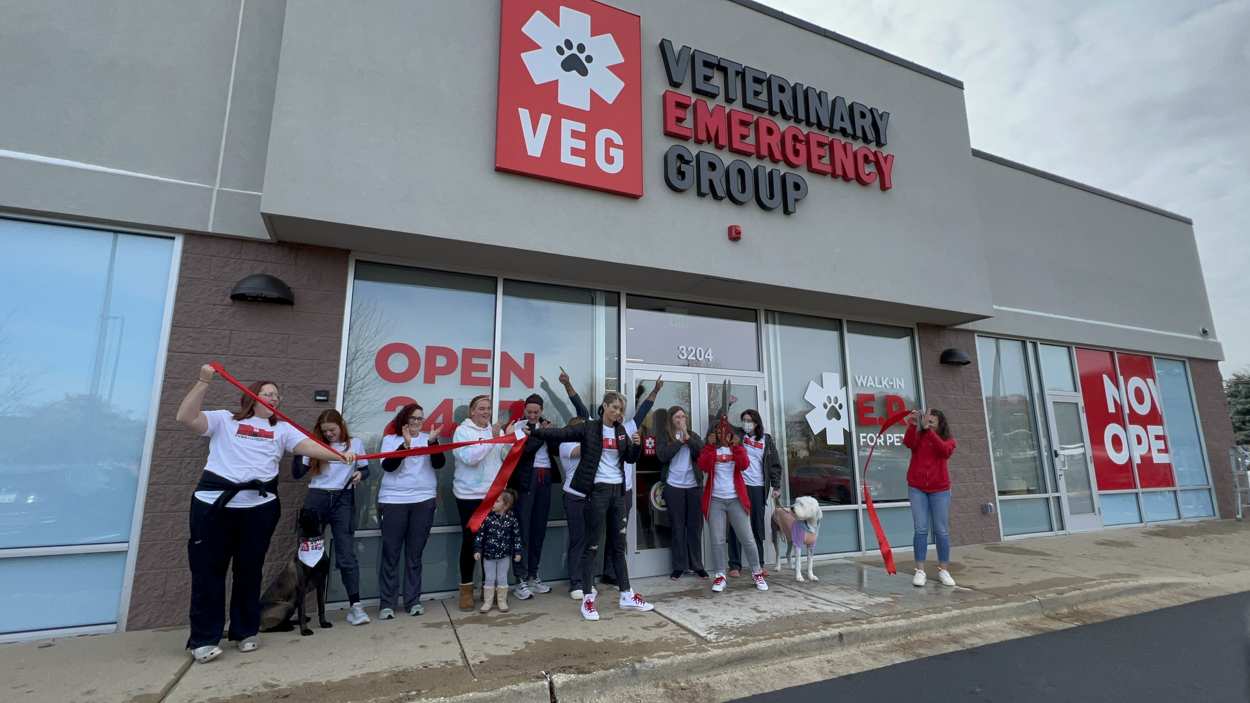 24/7 Emergency Pet Care in Naperville is now open | NCTV17