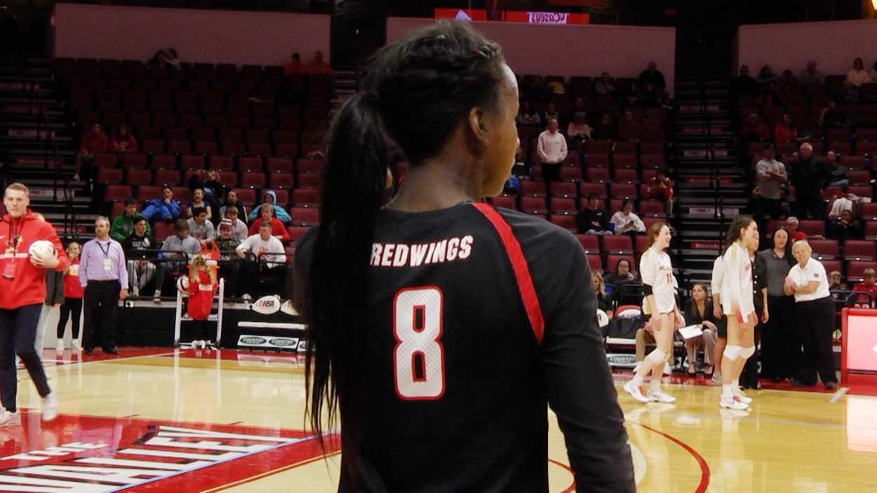 Benet’s Aniya Warren makes the dig and perfect pass to set up a point