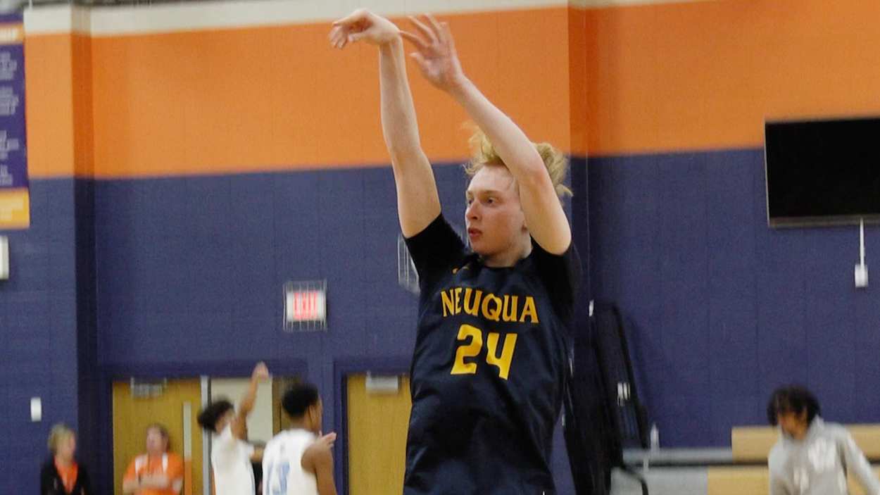 Neuqua Valley boys basketball takes down Rockford Guilford 72-67 | NCTV17
