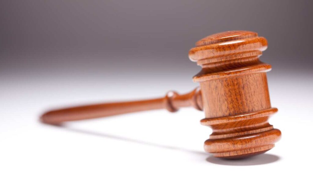 Two men indicted in connection with Chicago suburbs bank robberies