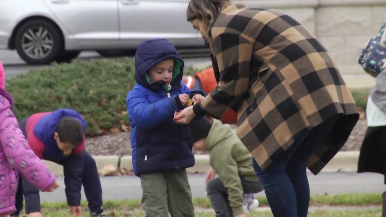 ‘Gelt Drop” highlights Hanukkah festivities at Chabad Jewish Center of ...
