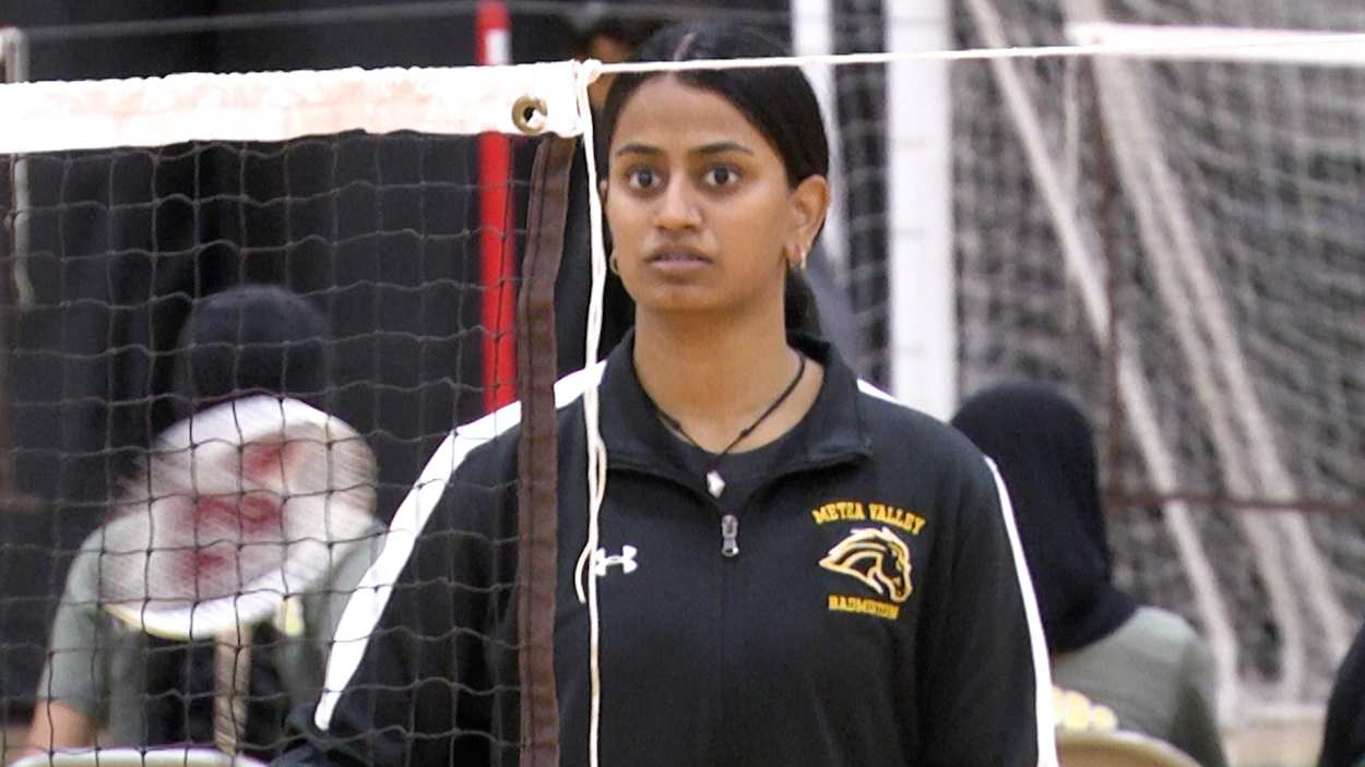 Metea Valley badminton takes down rivals Waubonsie Valley | NCTV17