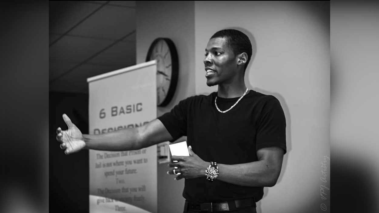 Four Under 40 award honoree Daveyon Bradley | NCTV17
