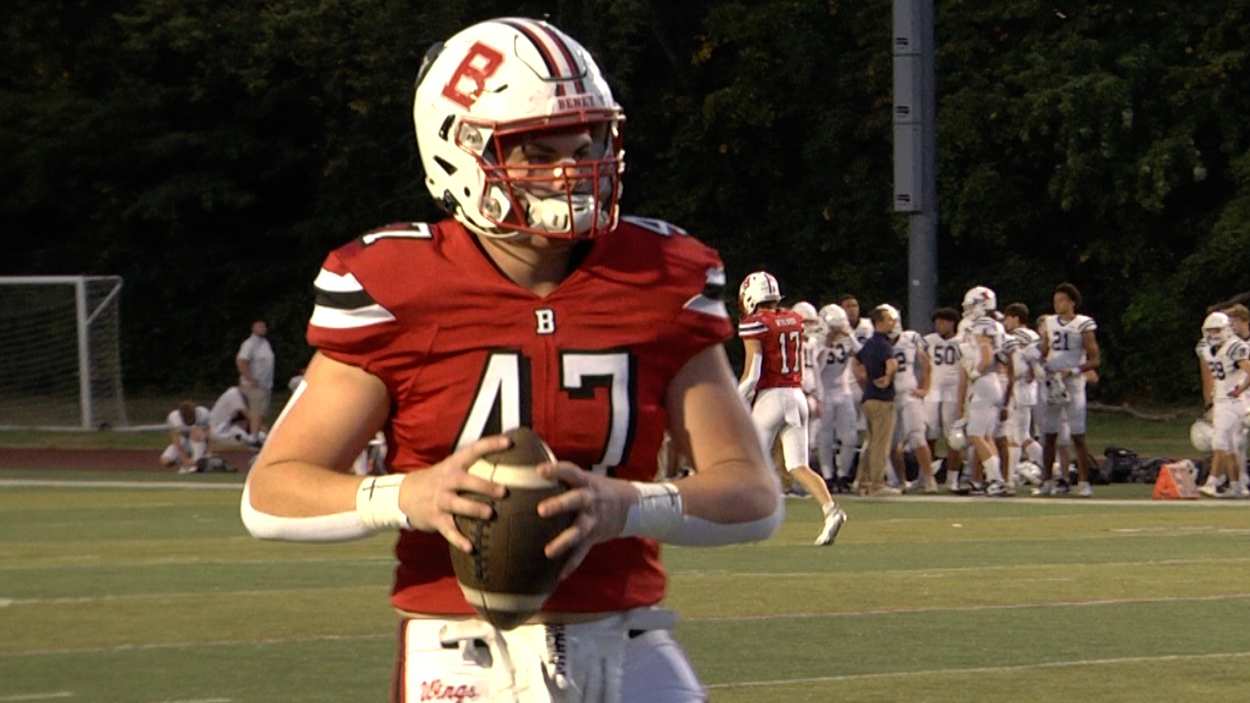 Benet football holds off late rally from St. Viator | NCTV17