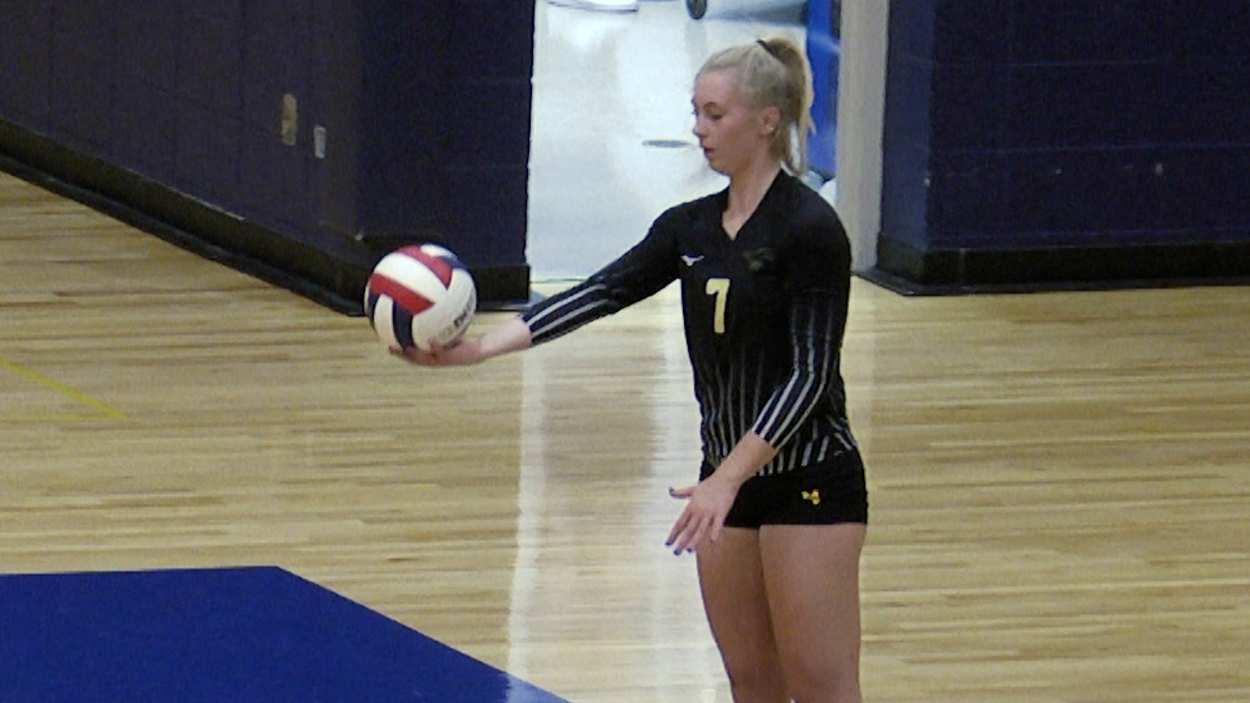 Katie Schuele goes on a serving run for Metea Valley volleyball | NCTV17