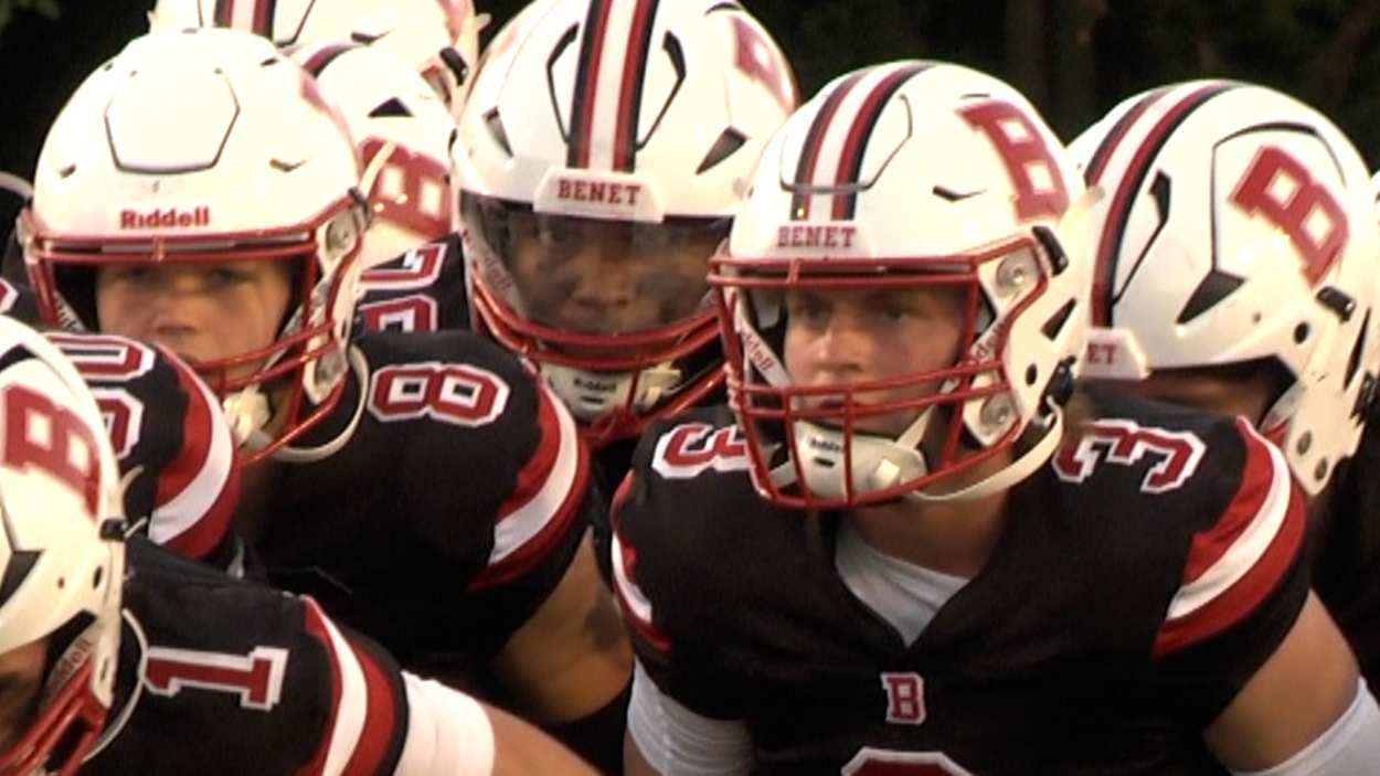 Marty Radgowski guides Benet Academy football to the win against Moline ...