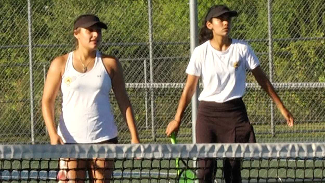 Metea Valley opens the DVC girls tennis season with a win over ...