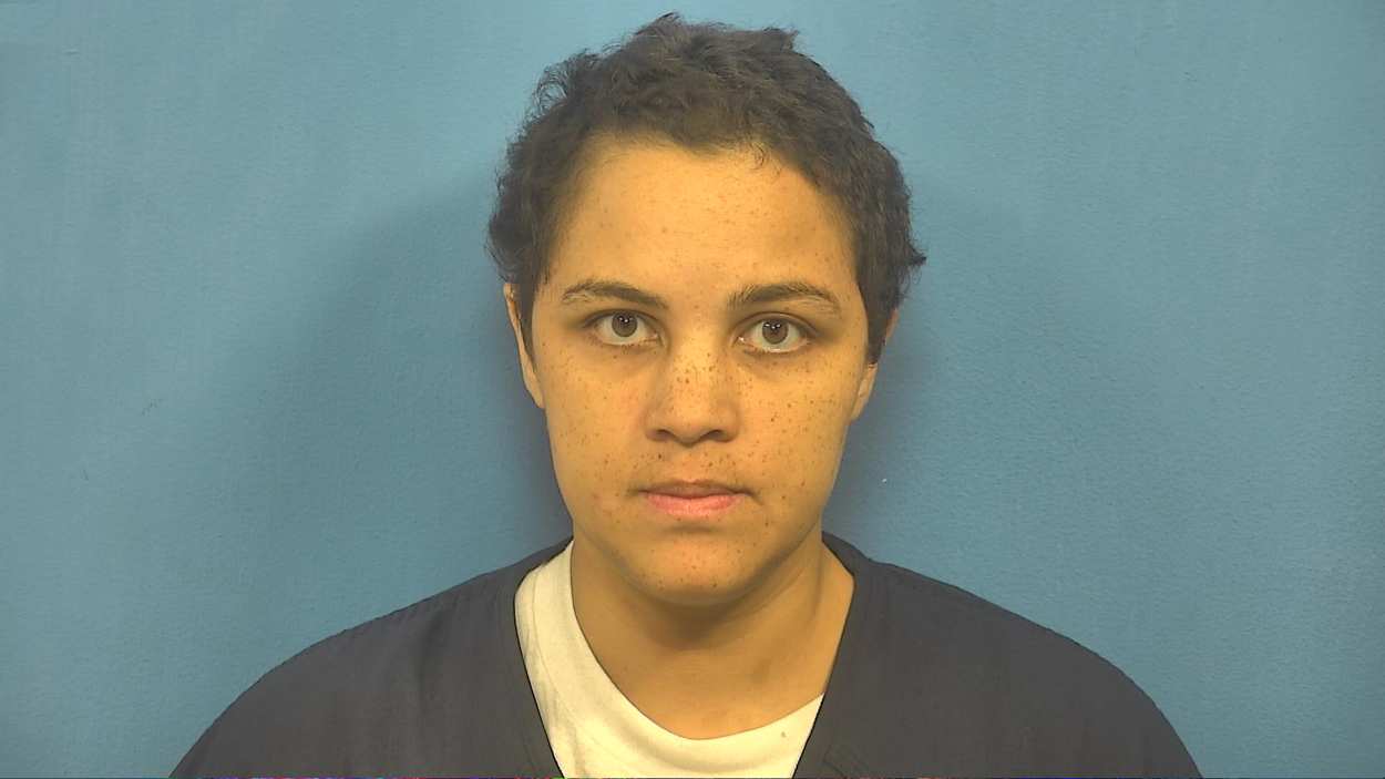 Naperville woman charged with DUI after allegedly crashing school bus | NCTV17