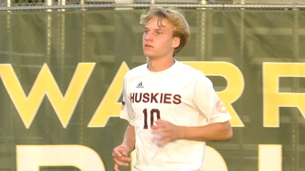 Naperville North boys soccer defeats Waubonsie Valley to remain ...