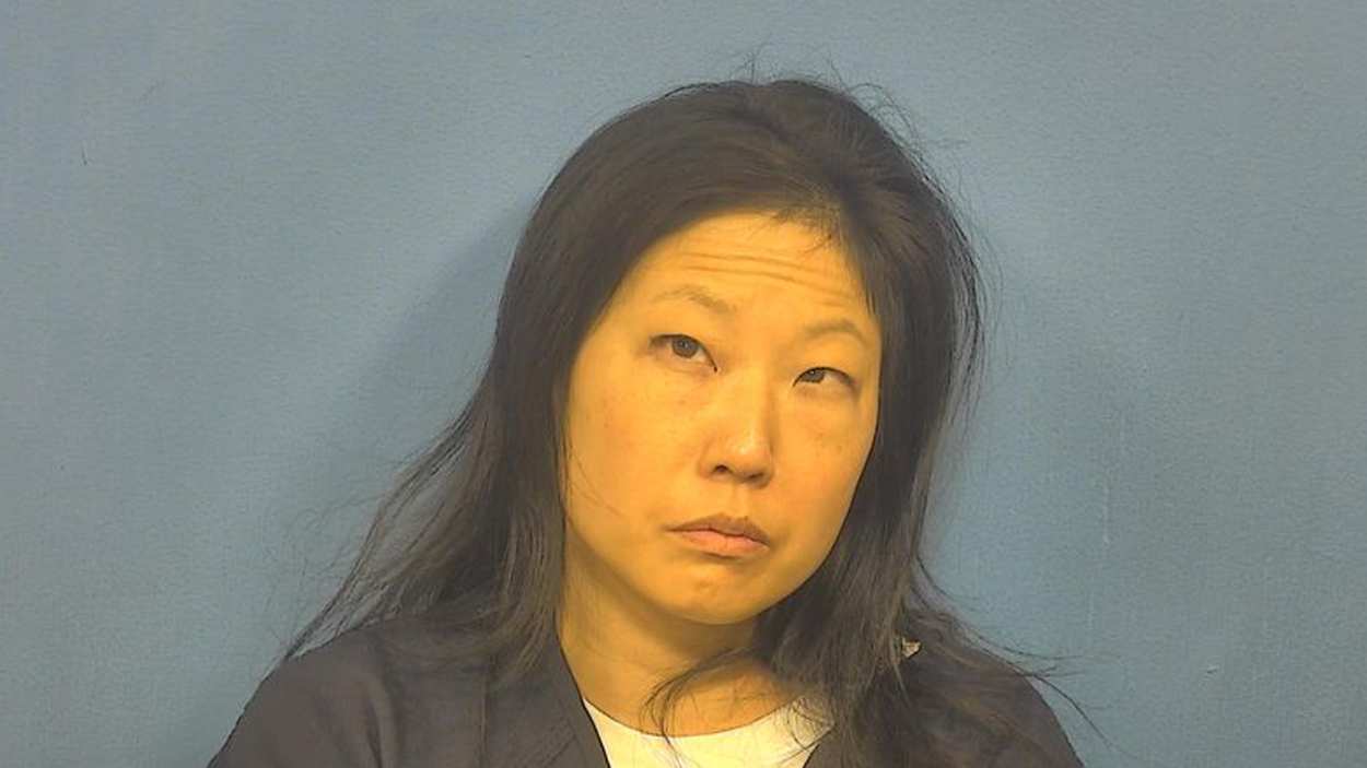 Naperville woman charged with new theft while on pre-trial release for ...