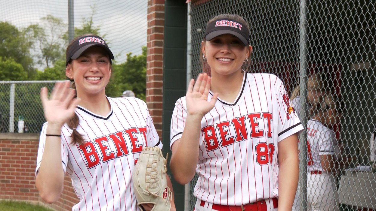 Benet Academy takes a 4-1 win over Argo in the softball regional semifinal