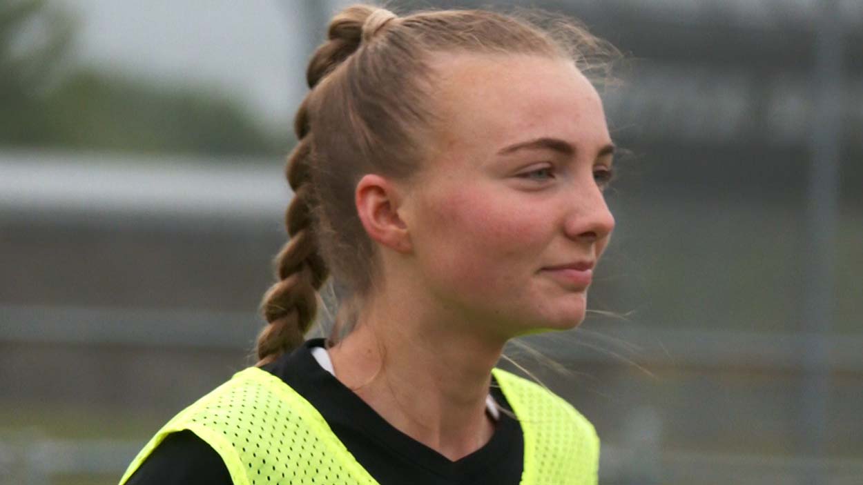 Metea Valley begins girls soccer postseason with a 5-0 regional ...