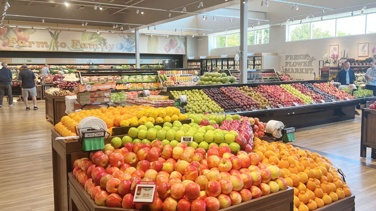 Heinen’s grocery store now open in Naperville | NCTV17