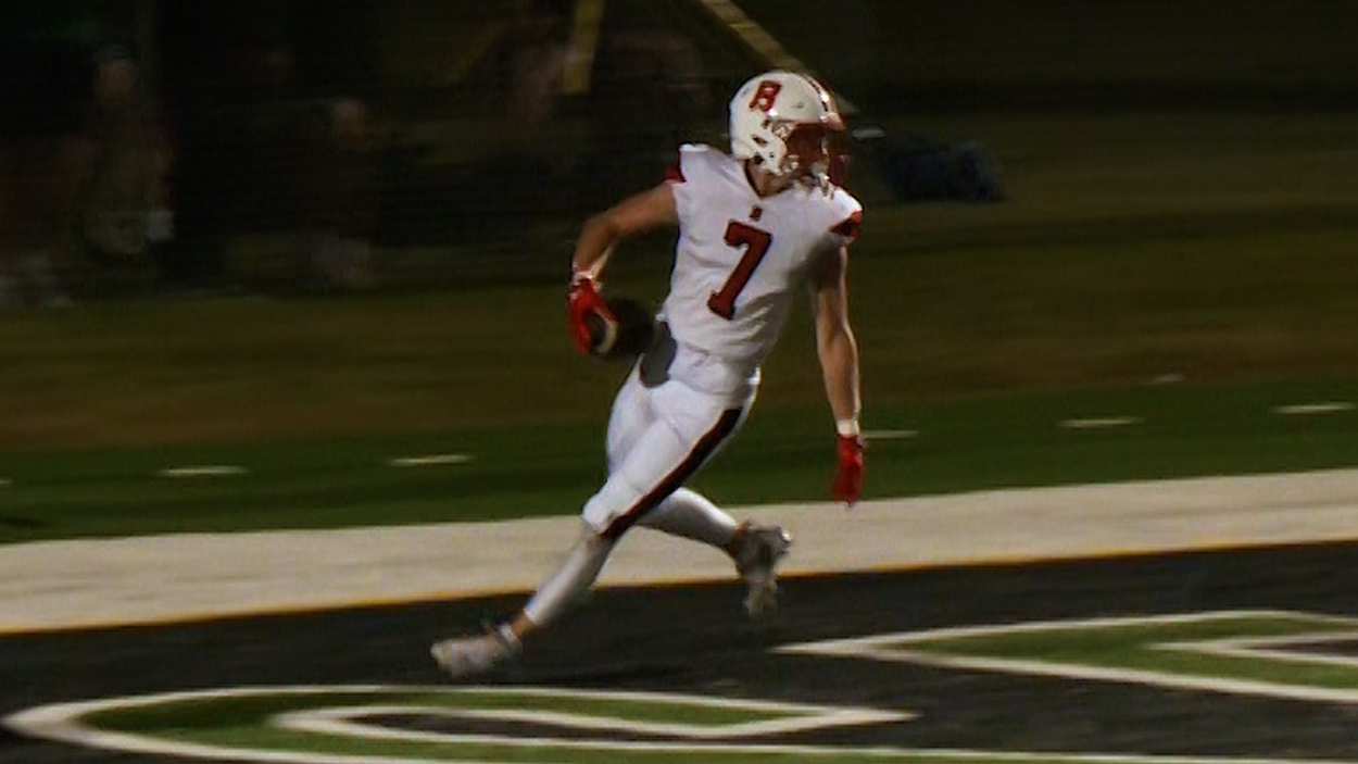Luke Doyle catches the punt and speeds to a touchdown for Benet Academy | NCTV17
