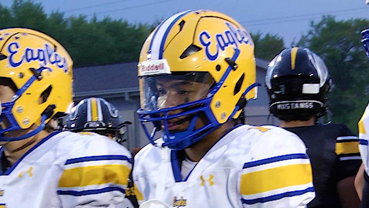 Metea Valley Football can't catch Carl Sandburg | NCTV17