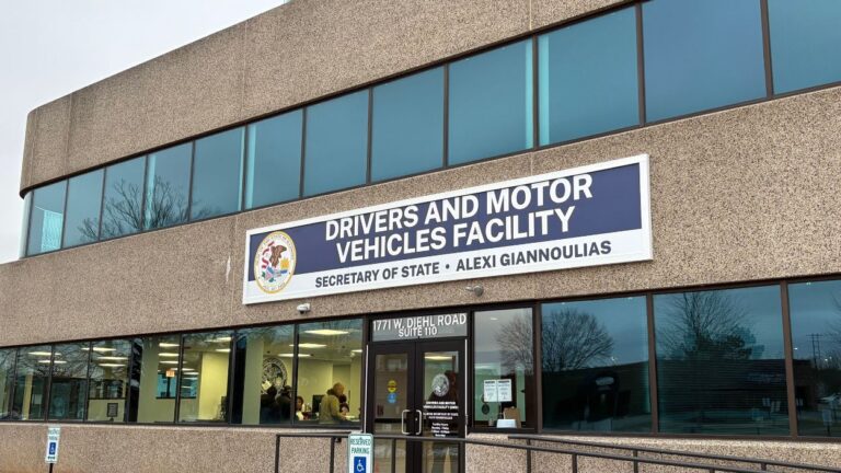One-stop-shop DMV opens in Naperville | NCTV17