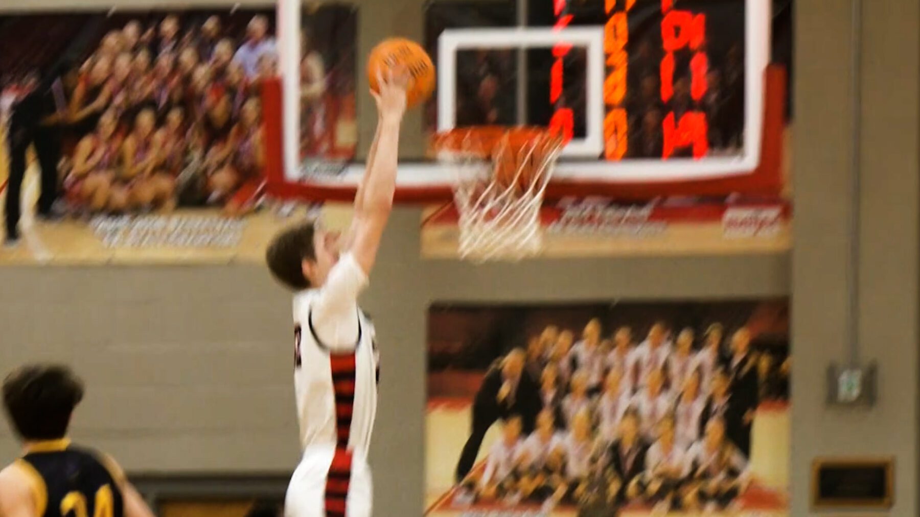 Colin Stack doubles slam dunks in a big push for Benet Academy | NCTV17